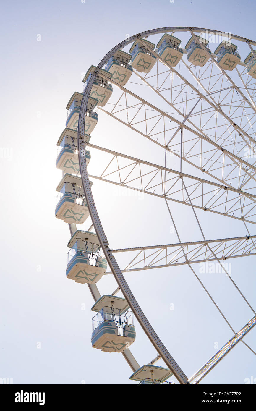 White ferris wheel hi-res stock photography and images - Alamy