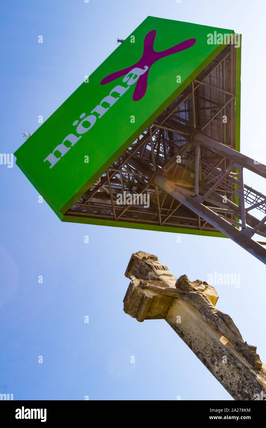 Momax moemax hi-res stock photography and images - Alamy