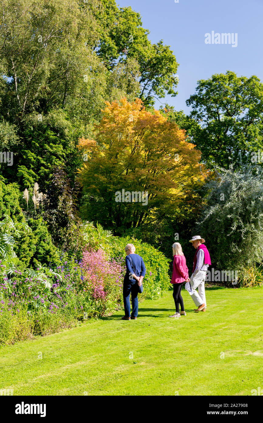 Signs of autumn hi-res stock photography and images - Alamy