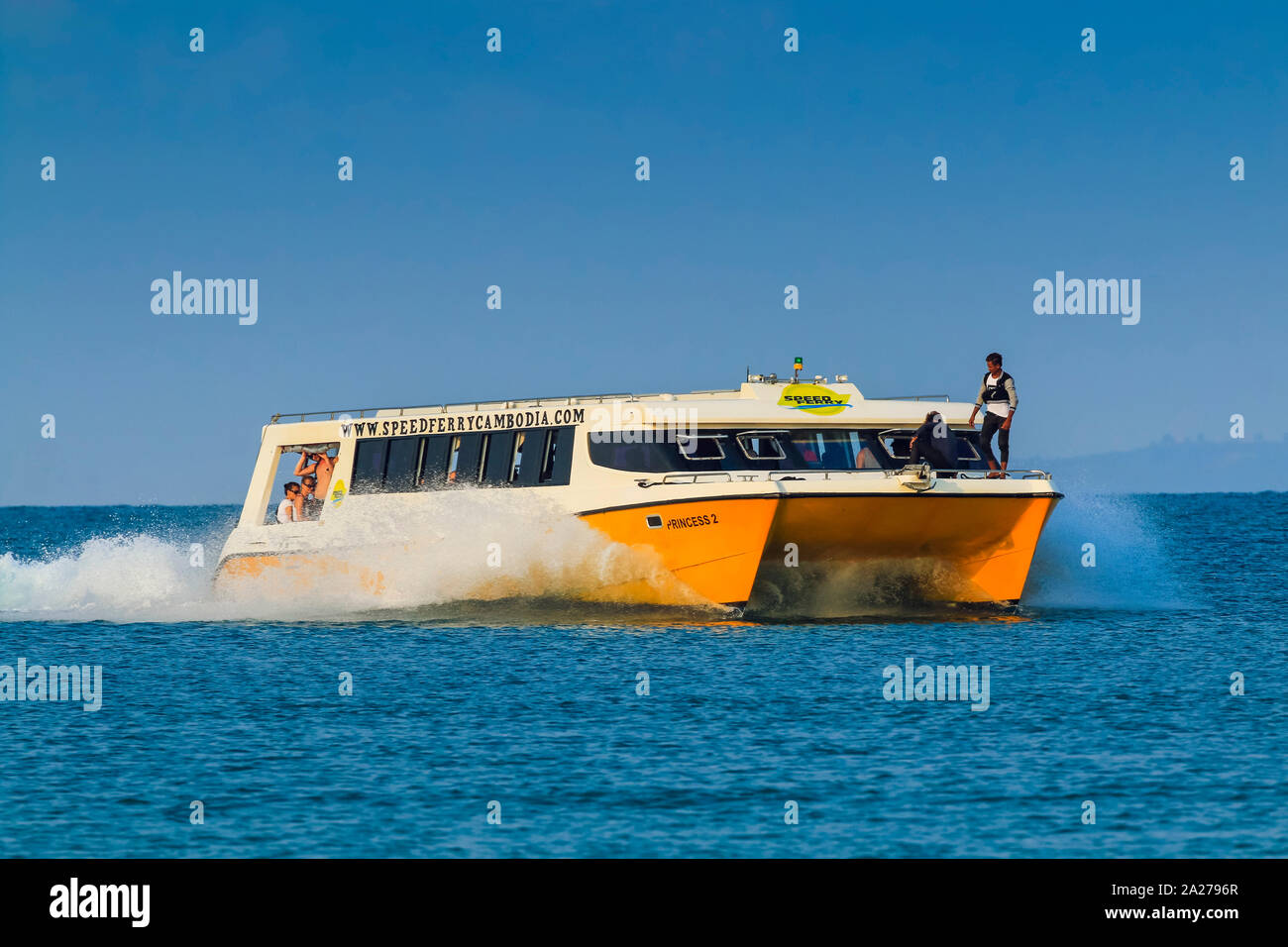 Fast ferry island transport hi-res stock photography and images - Alamy