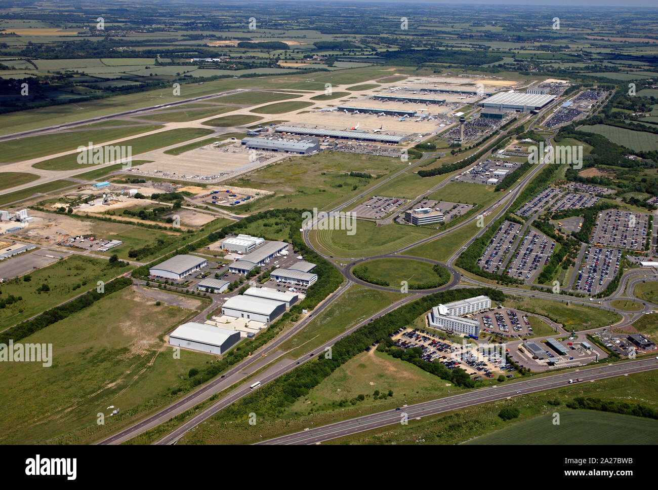 London stansted airport hi-res stock photography and images - Alamy