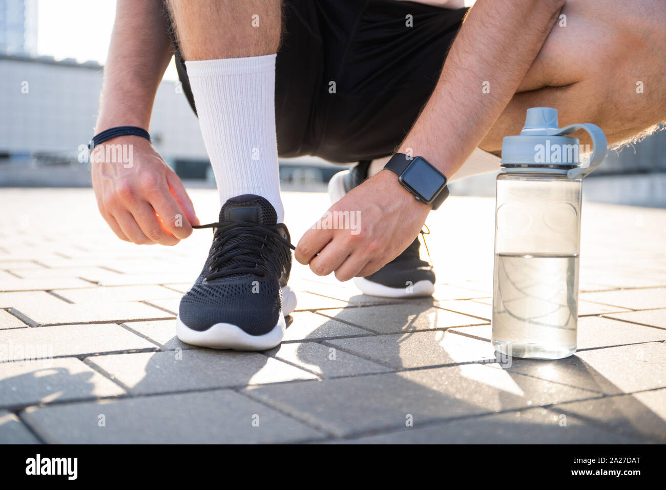 Sprinter getting ready start hi-res stock photography and images - Alamy