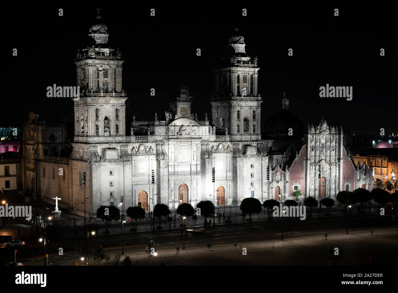 mexico city zocalo cathedral at night Stock Photo - Alamy