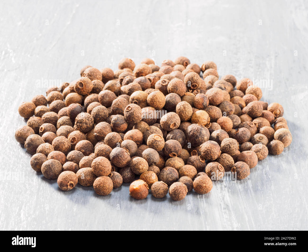 Allspice pepper hi-res stock photography and images - Alamy