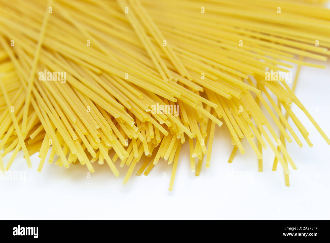 fresh spaghetti isolated over white background. Cooked, fresh spaghetti ...