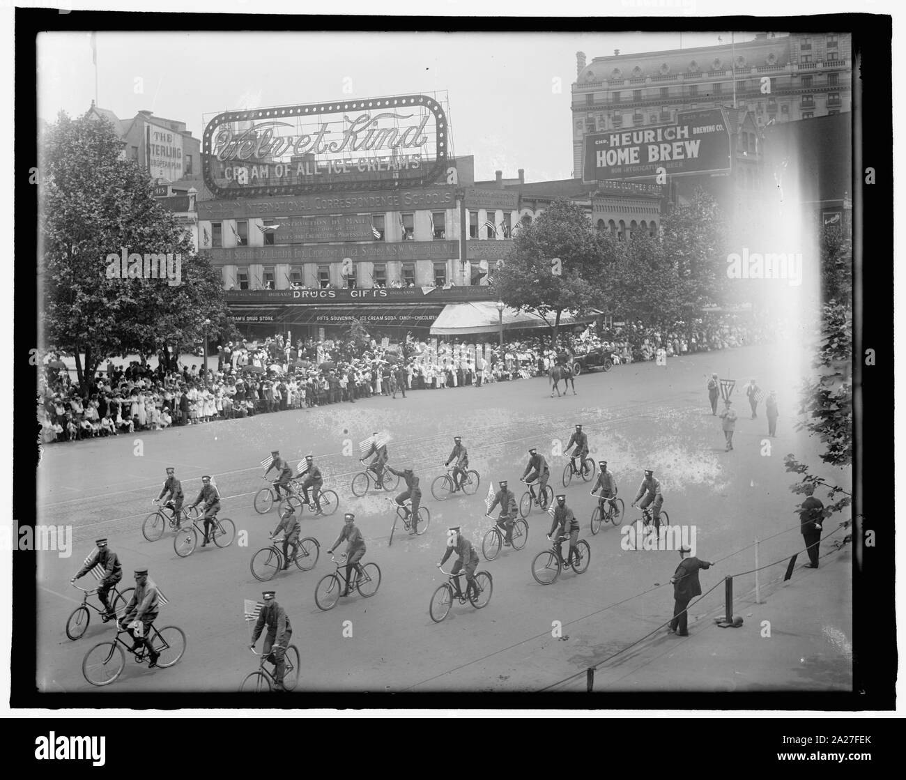 Pre event parade hi-res stock photography and images - Alamy