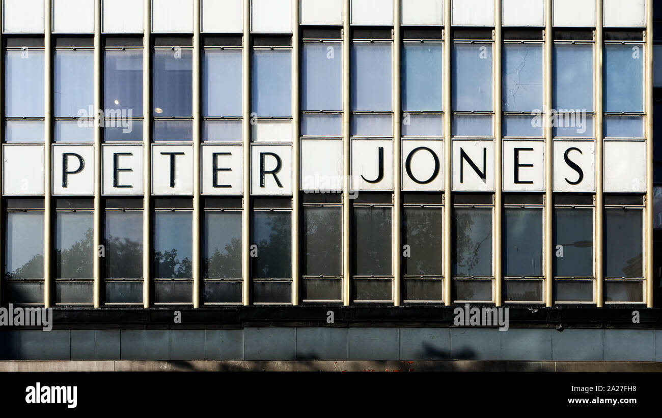 Peter jones shop hi-res stock photography and images - Alamy