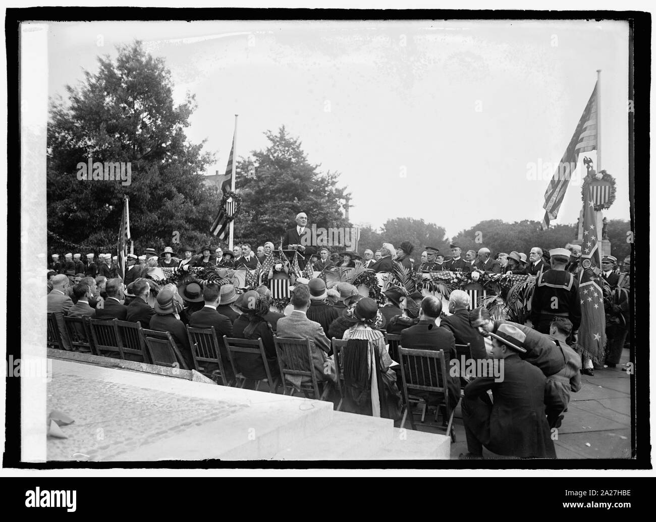 Pres. Harding at Alx. Hamilton unveiling, 5/17/23 Stock Photo - Alamy