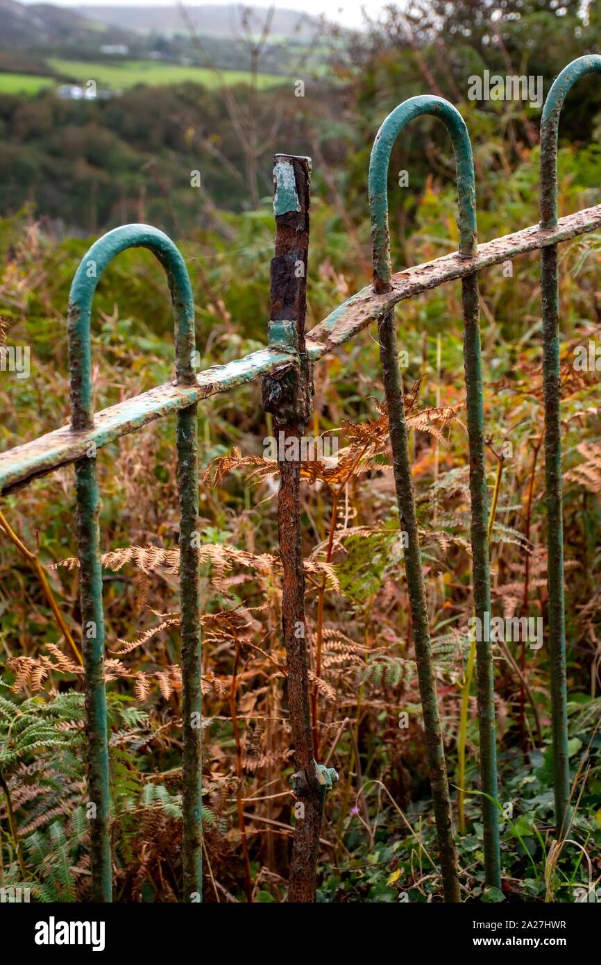 Iron gate rustic fence hi-res stock photography and images - Alamy