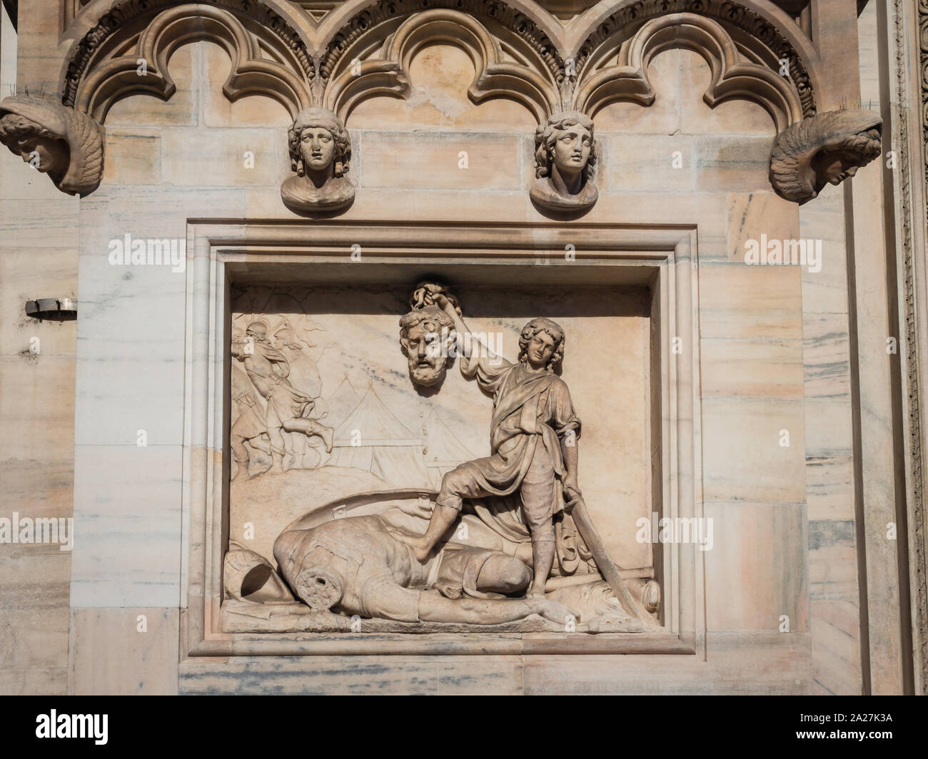 David goliath statue hi-res stock photography and images - Alamy