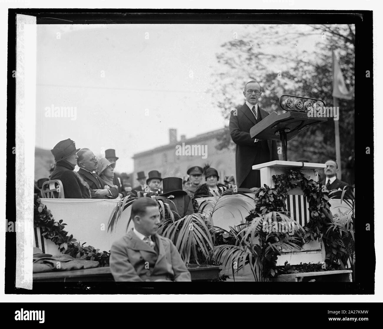 President Coolidge at unveiling of San Martin Statue, 10/28/25 Stock ...