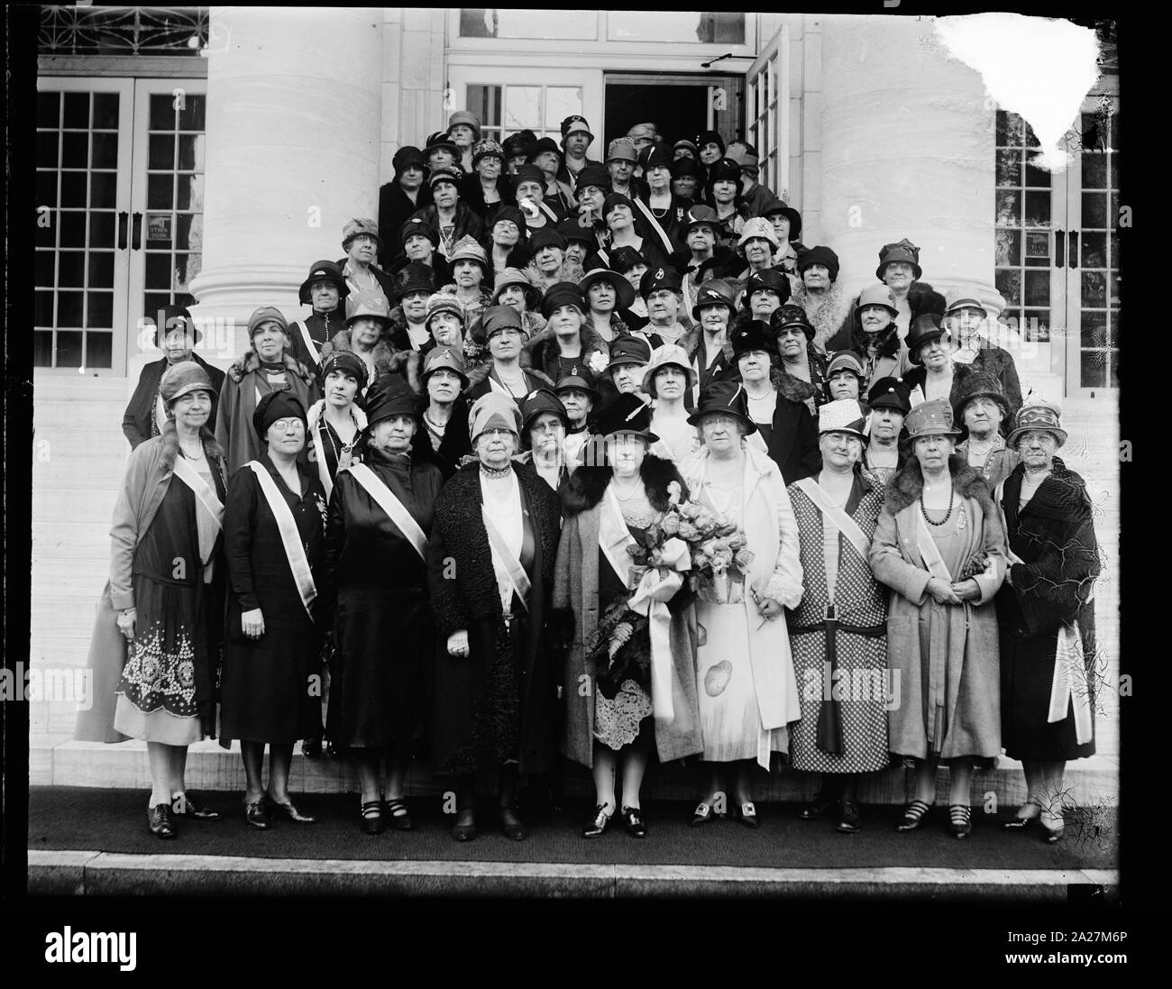American general society hi-res stock photography and images - Alamy