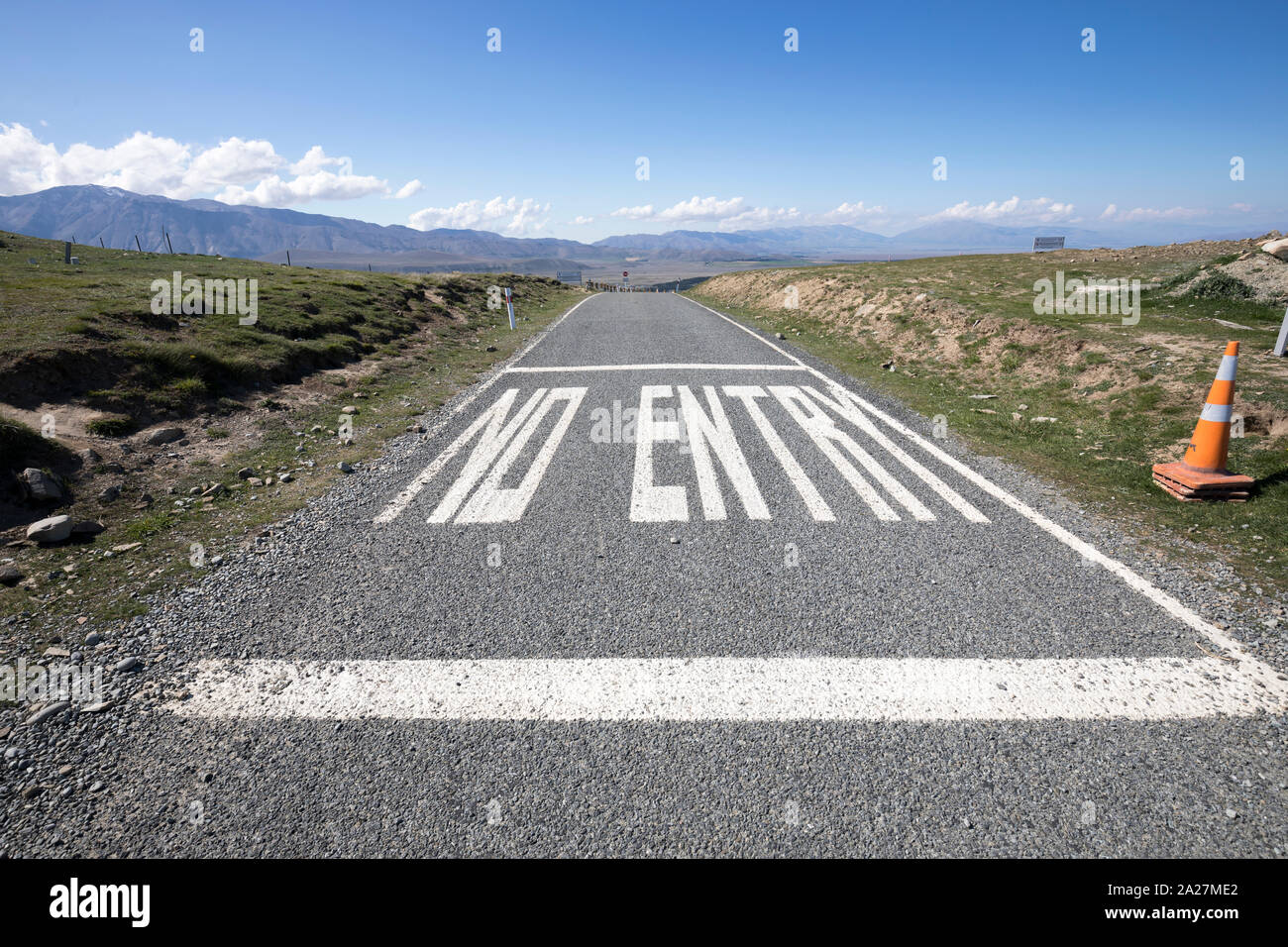 Safety signage new zealand hi-res stock photography and images - Alamy