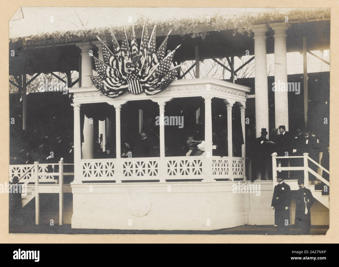 President Roosevelt reviewing inaugural parade March 4, 1905 Stock Photo - Alamy