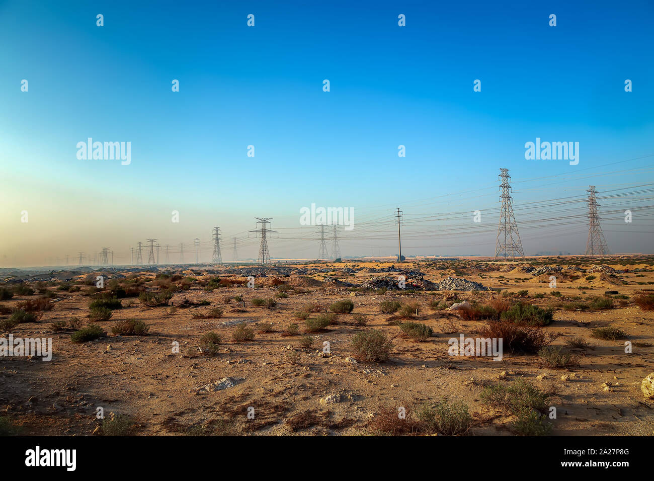 Saudi arabia city desert hi-res stock photography and images - Alamy