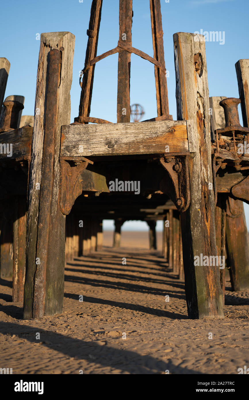 Wooden pier structure hi-res stock photography and images - Alamy