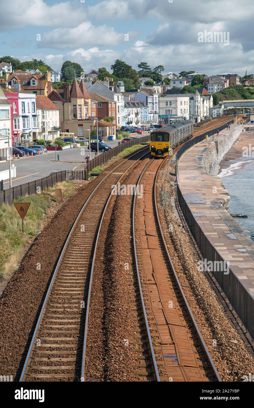 Double track railway line hi-res stock photography and images - Alamy