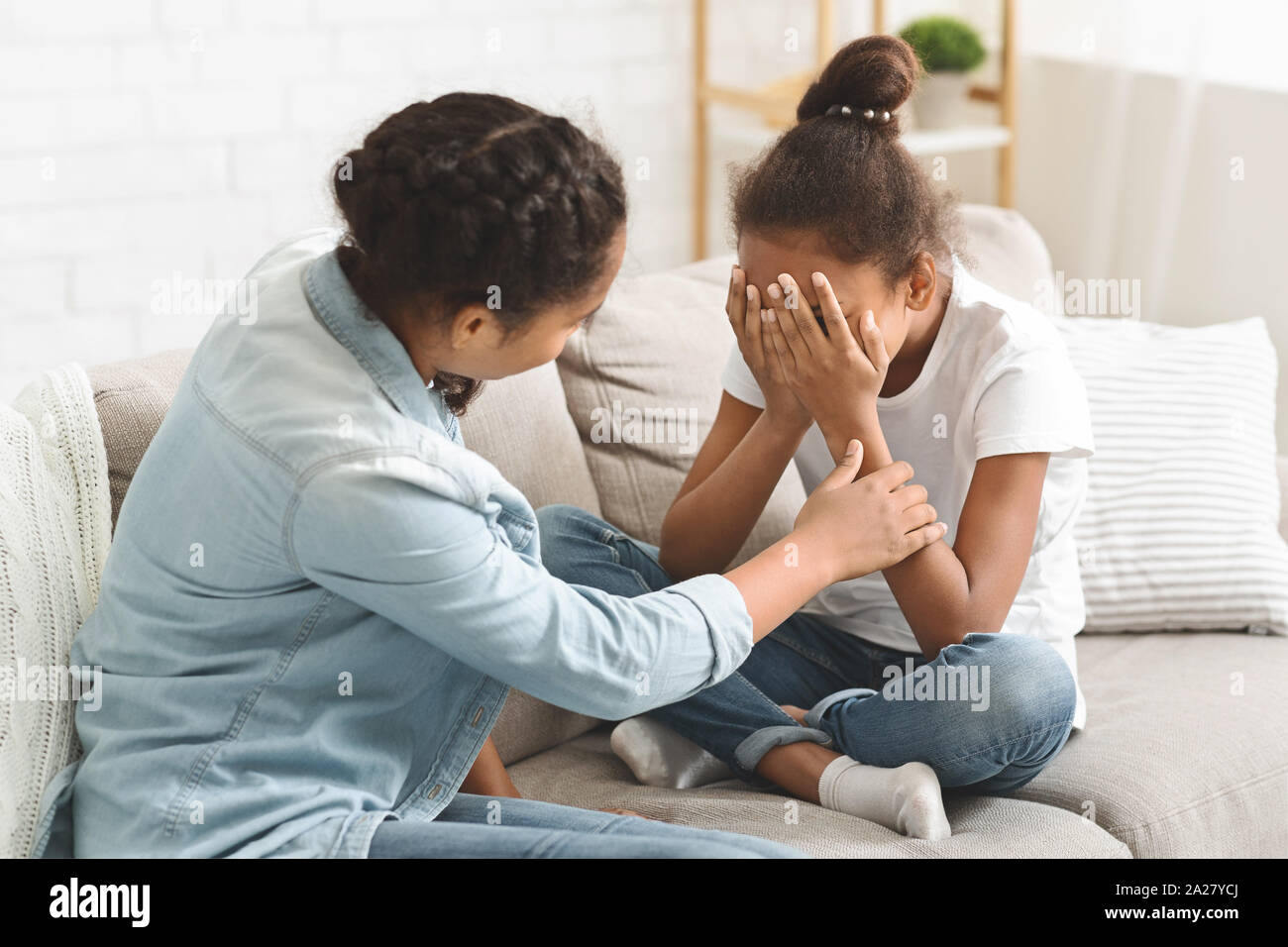 Empathy child friends hi-res stock photography and images - Alamy