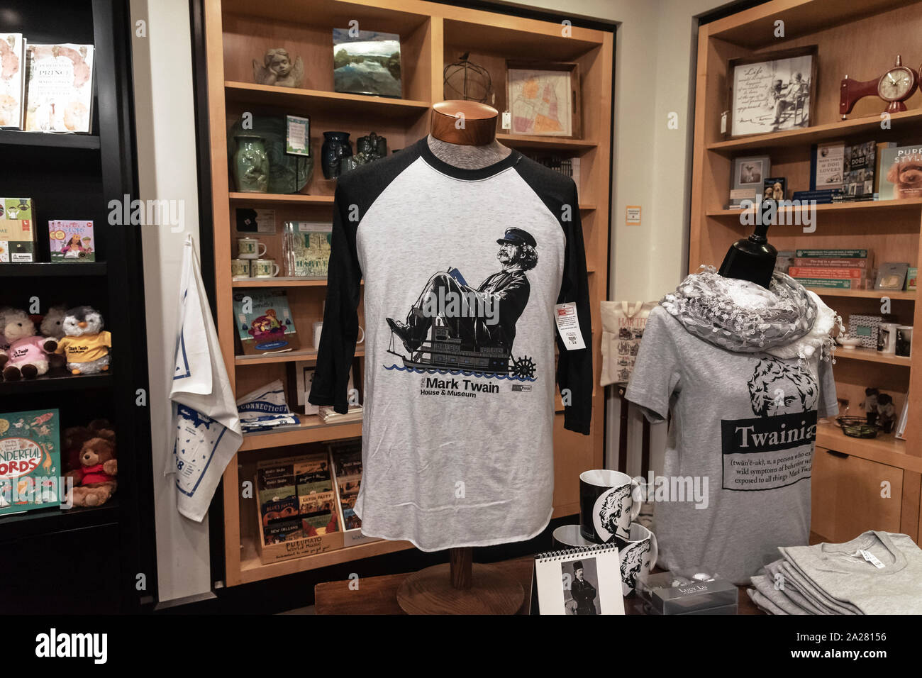 Souvenir tee shirt with Mark Twain portrait ,The Mark Twain Store, The ...