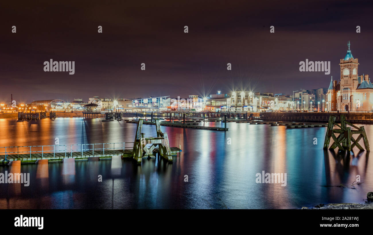 Cardiff Bay at Night Stock Photo - Alamy