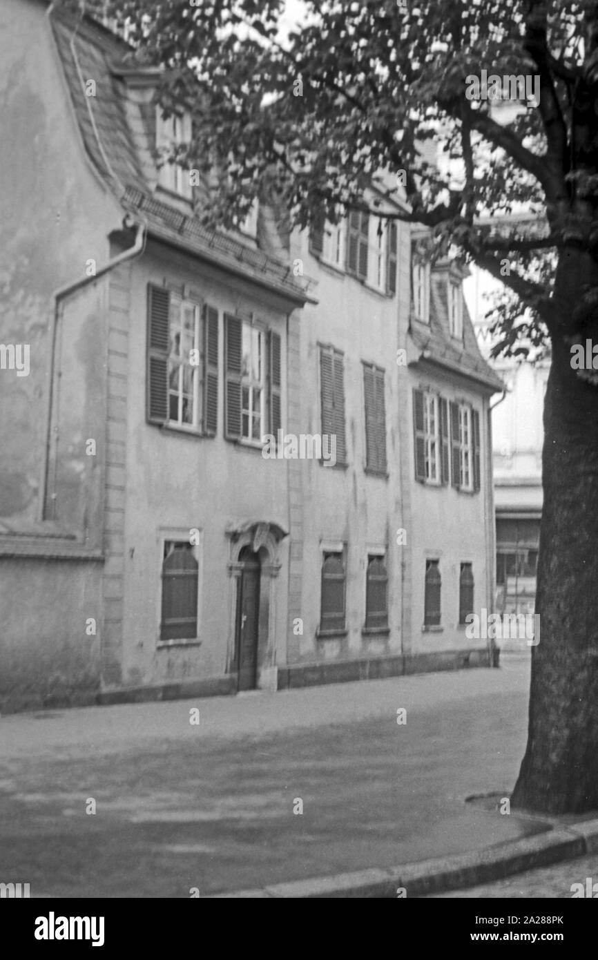 Wohnhaus deutschland Black and White Stock Photos & Images - Alamy