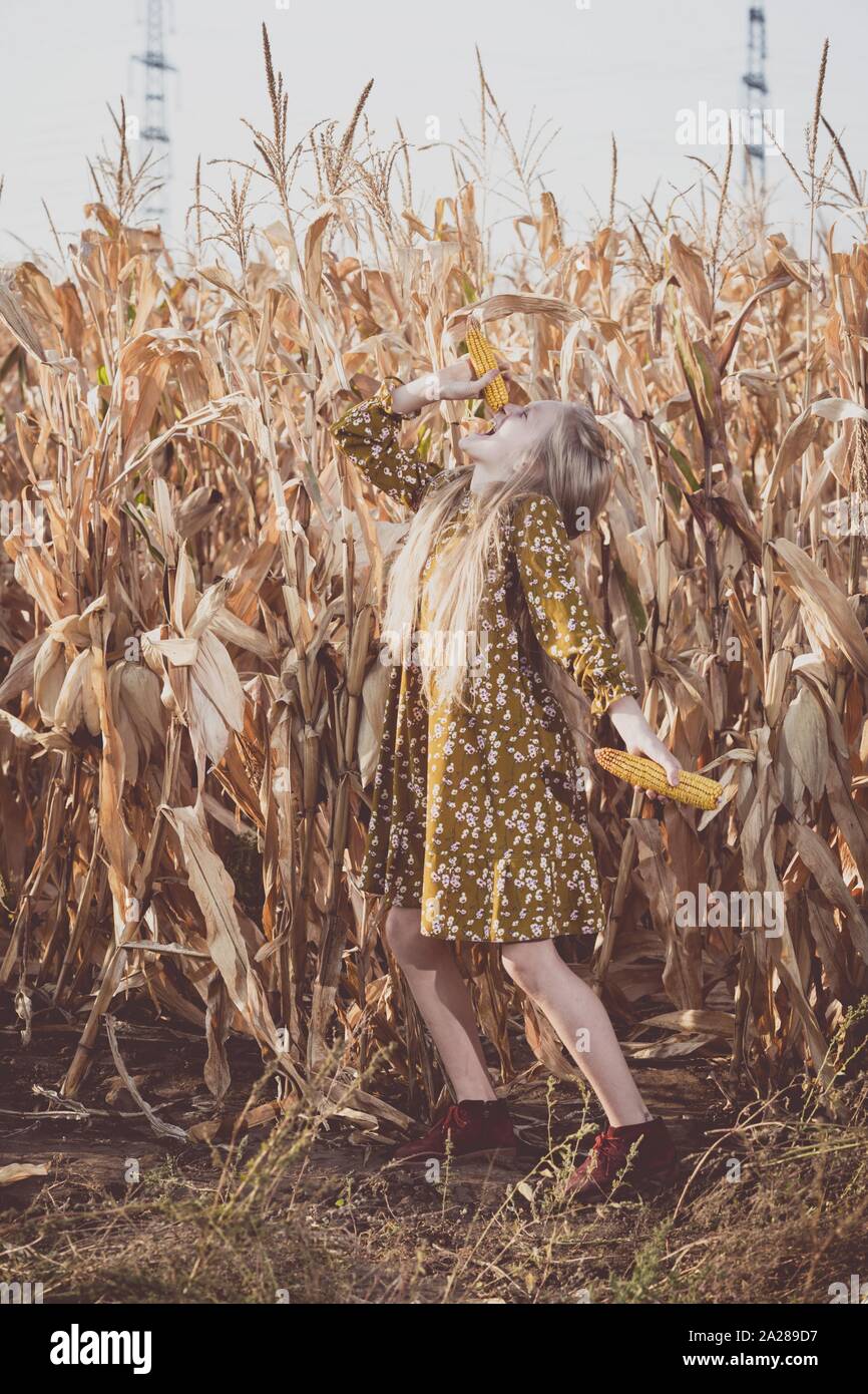 Farmer usa girl hi-res stock photography and images - Alamy