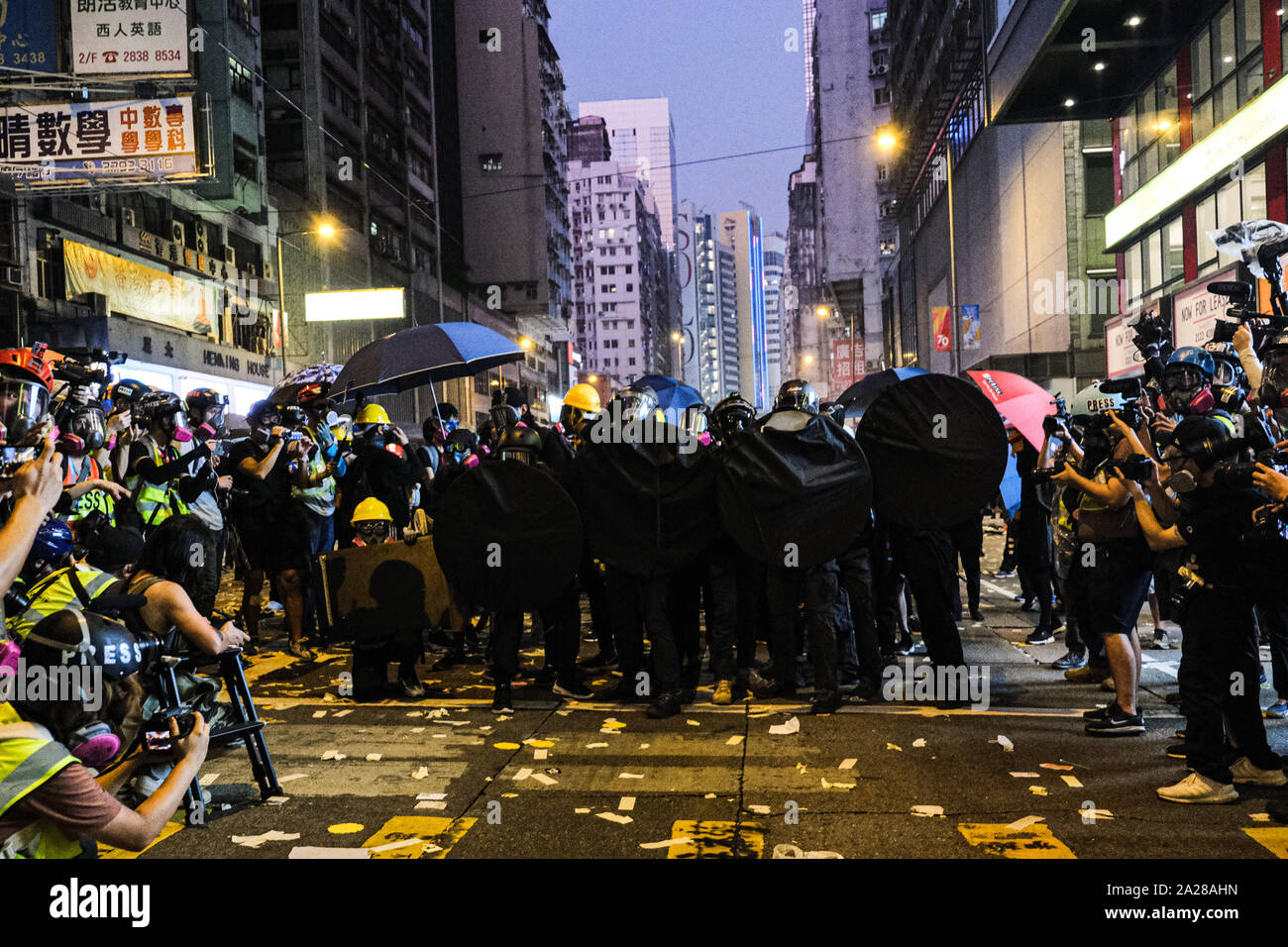 Police hong kong shield hi-res stock photography and images - Alamy
