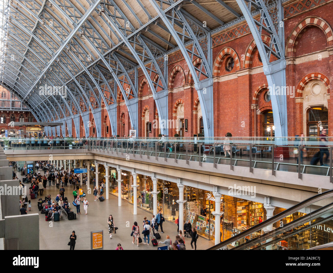 Eurostar St Pancras International Railway Station High Resolution Stock ...