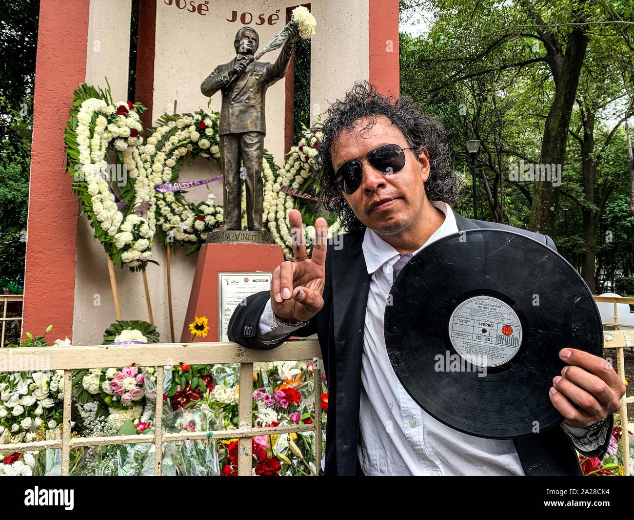 Juan Nava admirador de José José pide que traigan el cuerpo del maestro ...