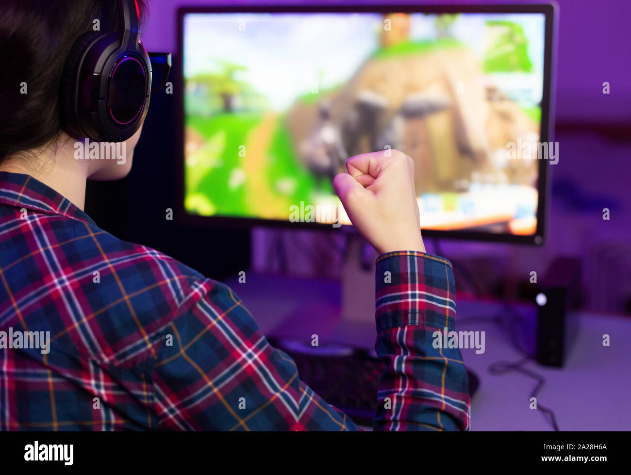 Professional video gamer winning hi-res stock photography and images ...