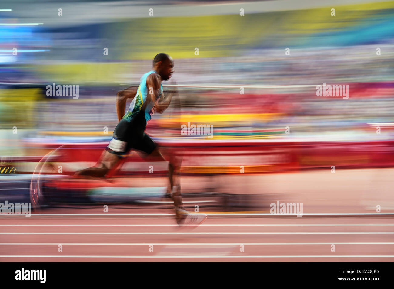 400 meter for men hi-res stock photography and images - Alamy