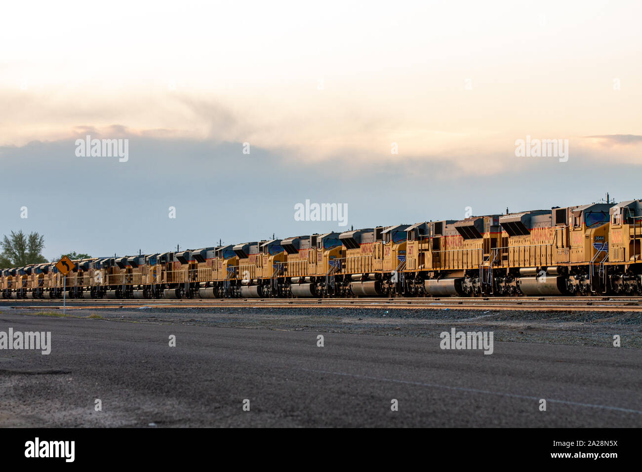 Union pacific railroad yard hi-res stock photography and images - Alamy