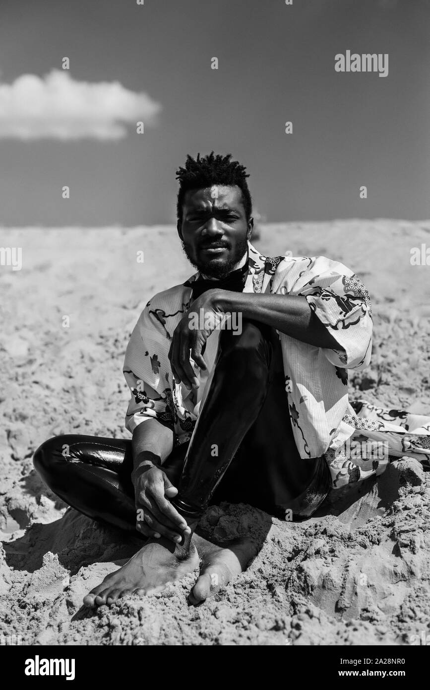 Japanese man kimono not child not woman Black and White Stock Photos ...