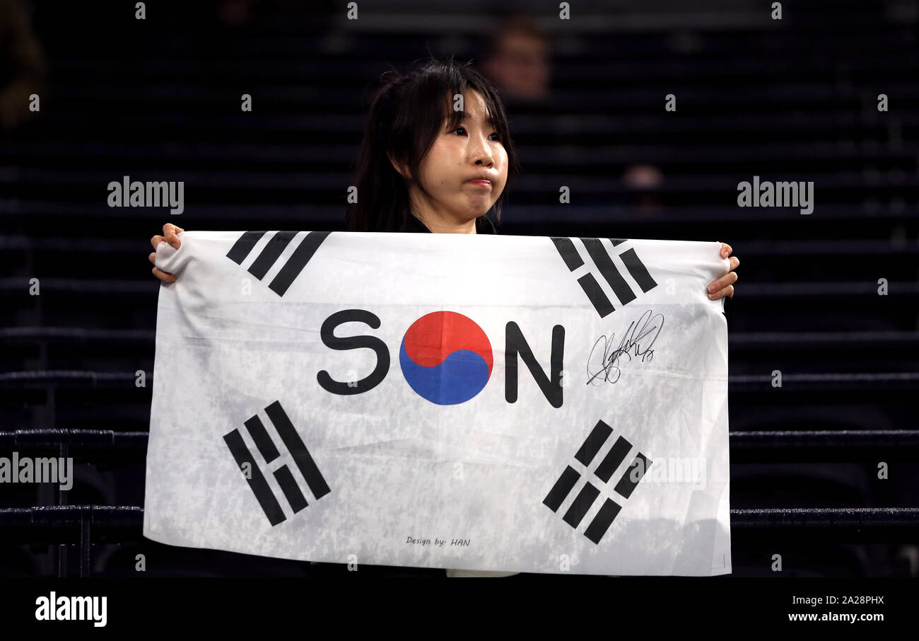 Bayern munich flag fan hi-res stock photography and images - Alamy