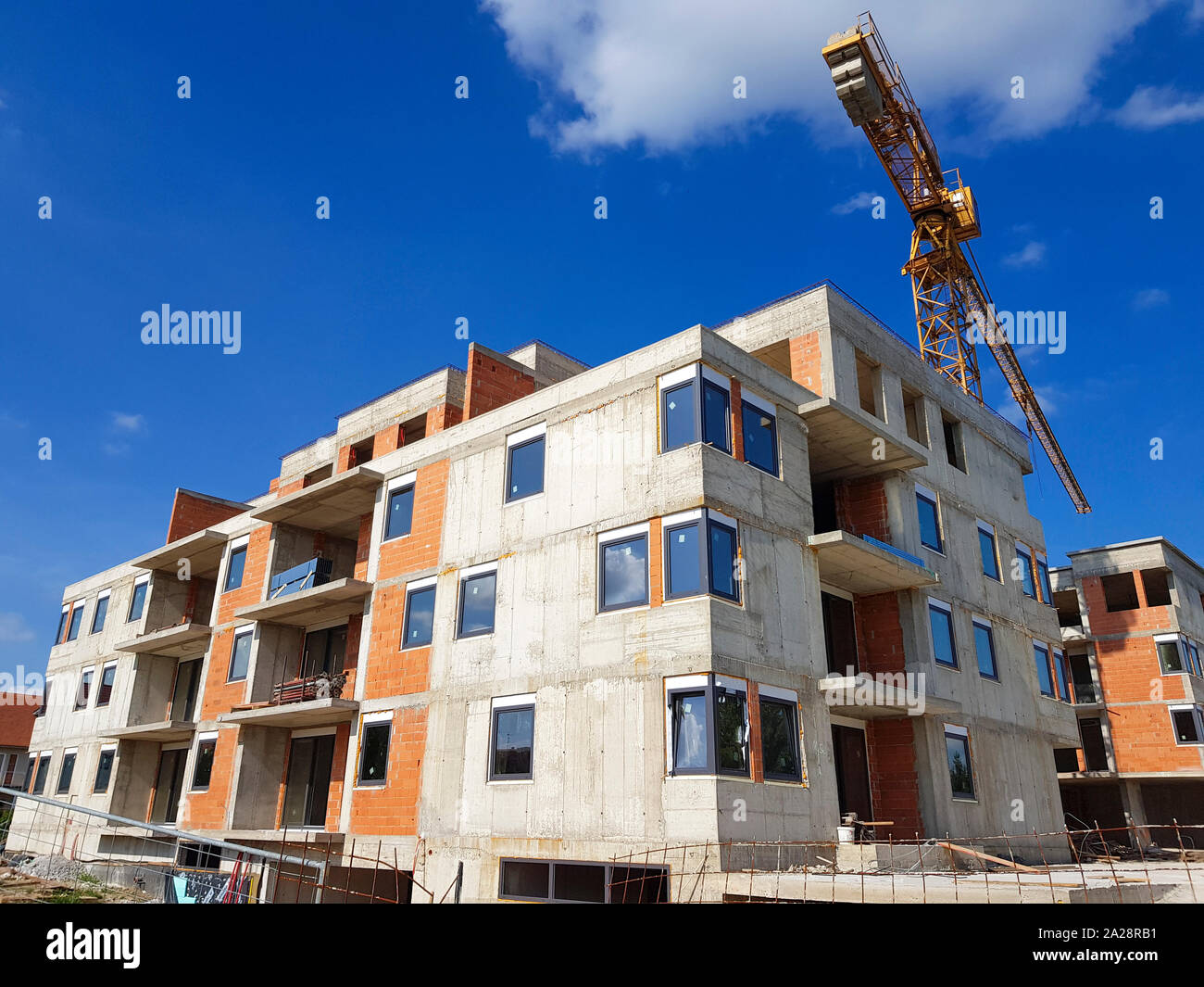 Metal constraction hi-res stock photography and images - Alamy