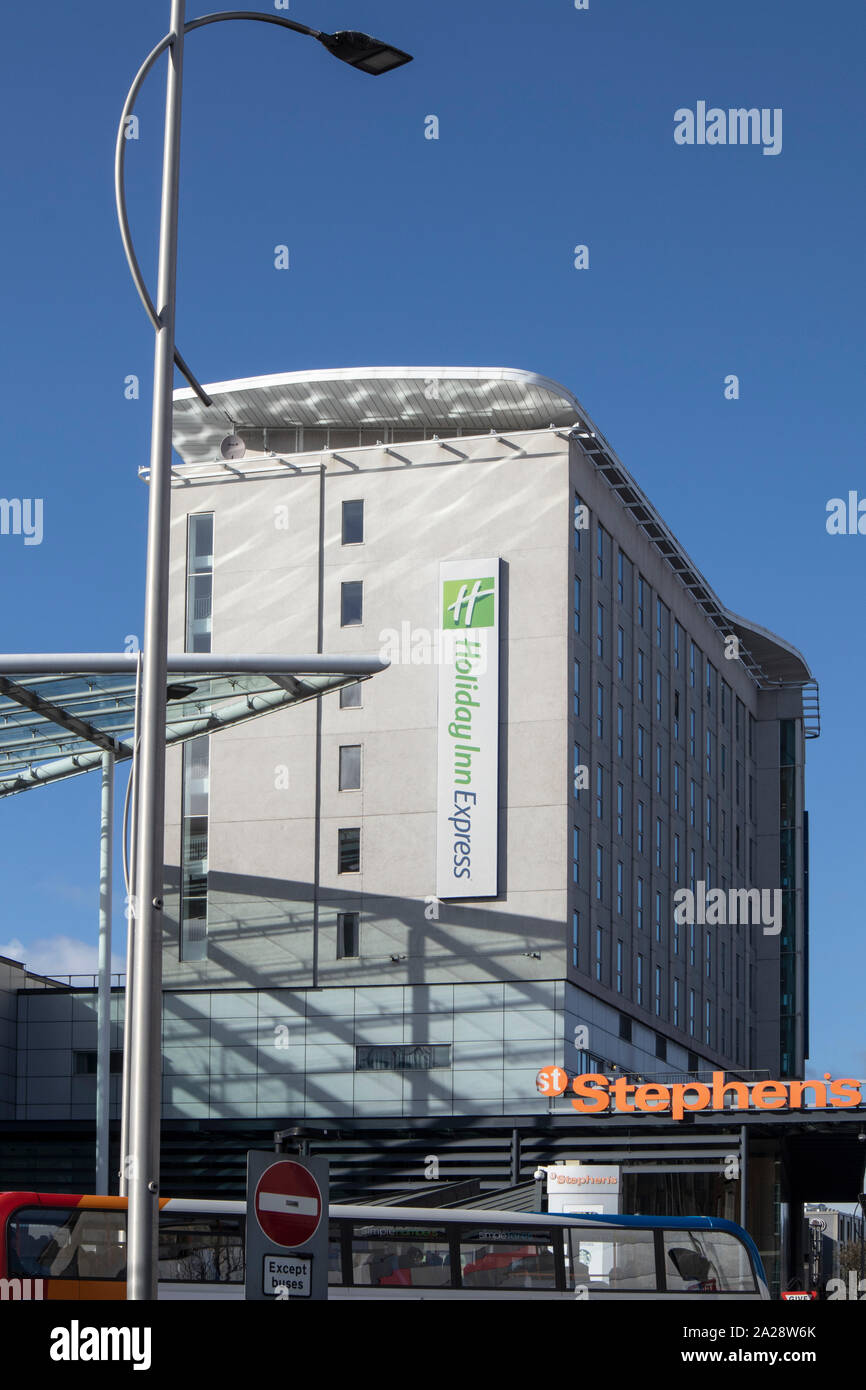 Holiday Inn Hotel at Hull City Centre, East Yorkshire Stock Photo - Alamy