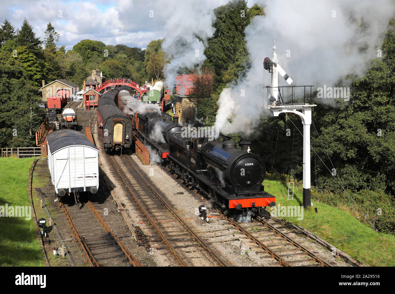 Whitby pickering railway hi-res stock photography and images - Alamy