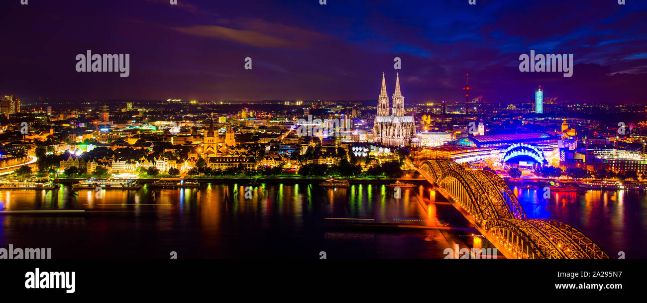 Cologne Cathedral at night, skyline of Cologne, Germany Stock Photo - Alamy