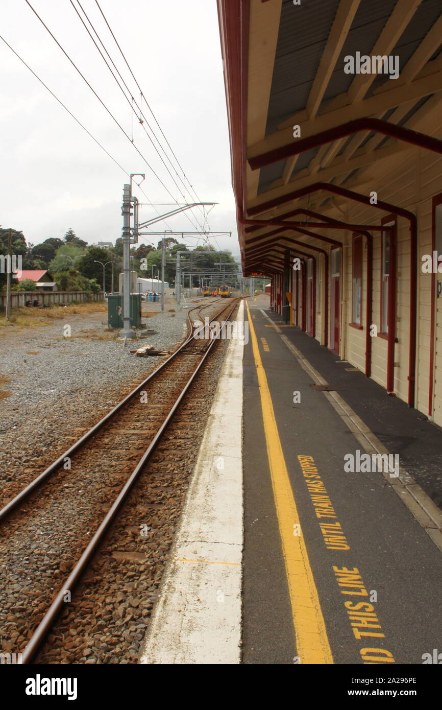Wellington commuter train hi-res stock photography and images - Alamy