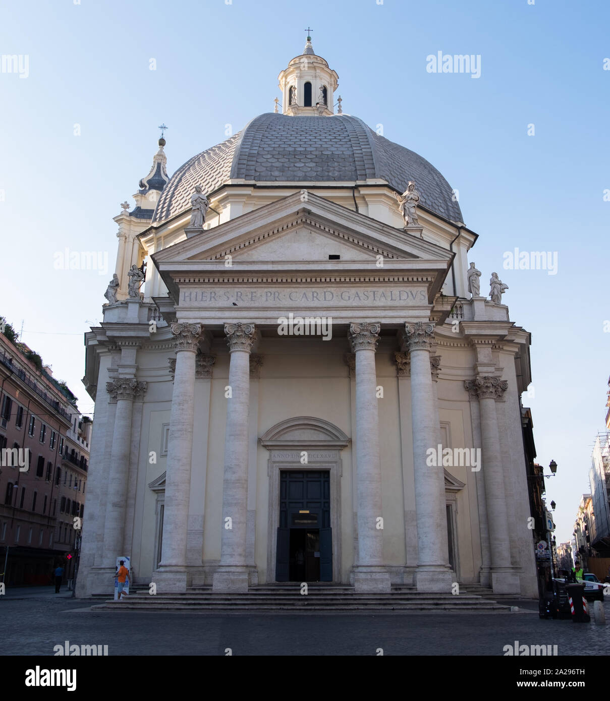 Pillared dome hi-res stock photography and images - Alamy