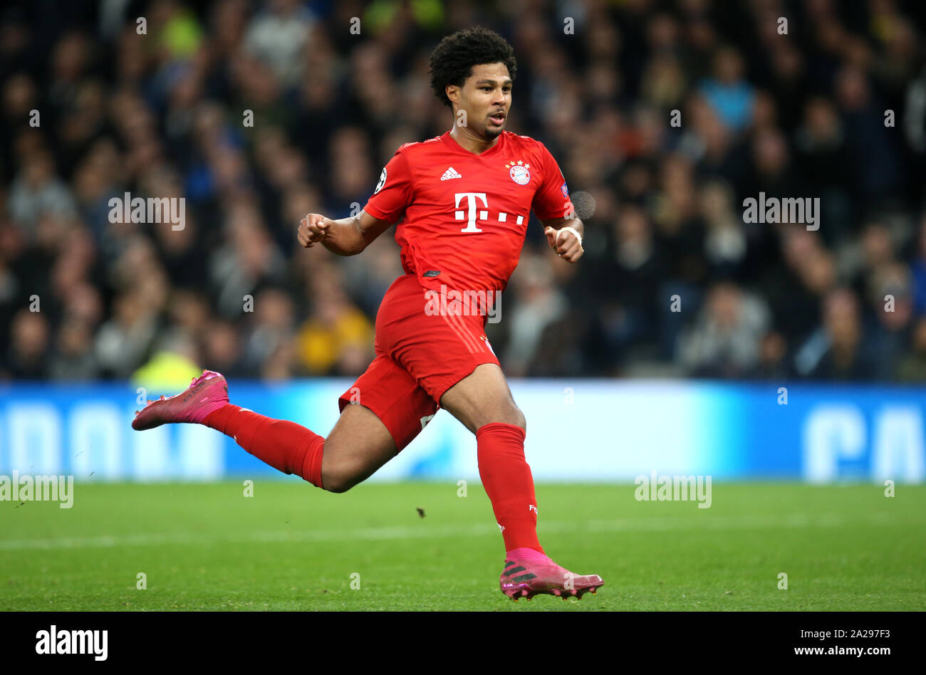 Bayern munichs serge gnabry hi-res stock photography and images - Alamy