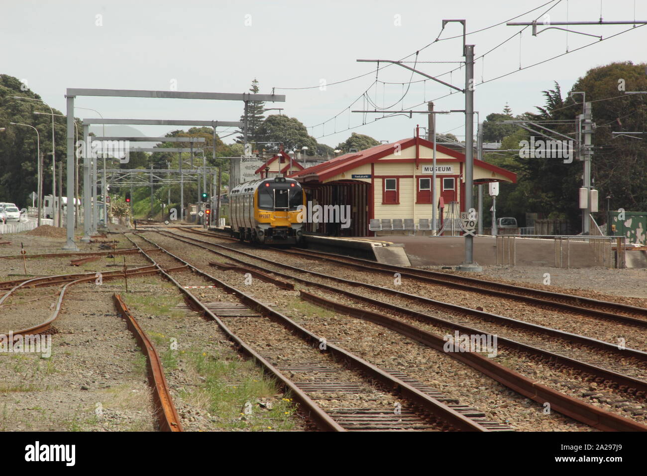 Wellington commuter train Stock Photo - Alamy