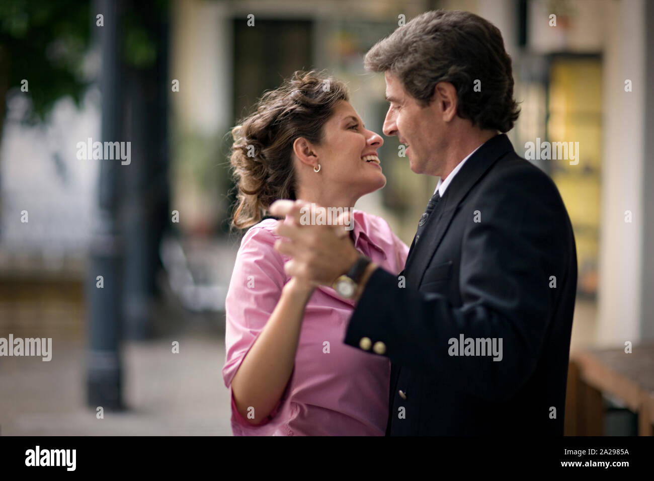 Mid fifties dancing hi-res stock photography and images - Alamy