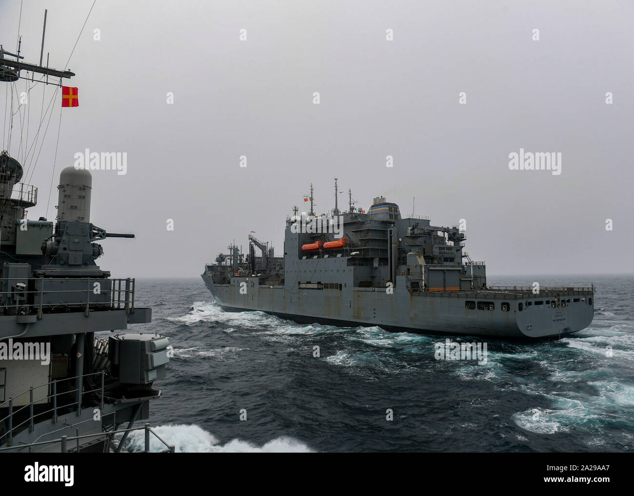 Guided missile cruiser uss normandy cg 60 hi-res stock photography and ...