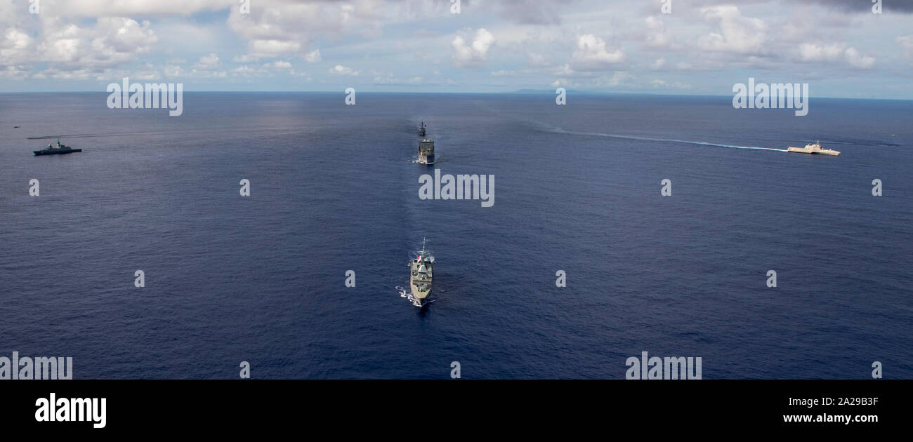 Republic of singapore navy rsn frigate rss formidable 68 hi-res stock ...