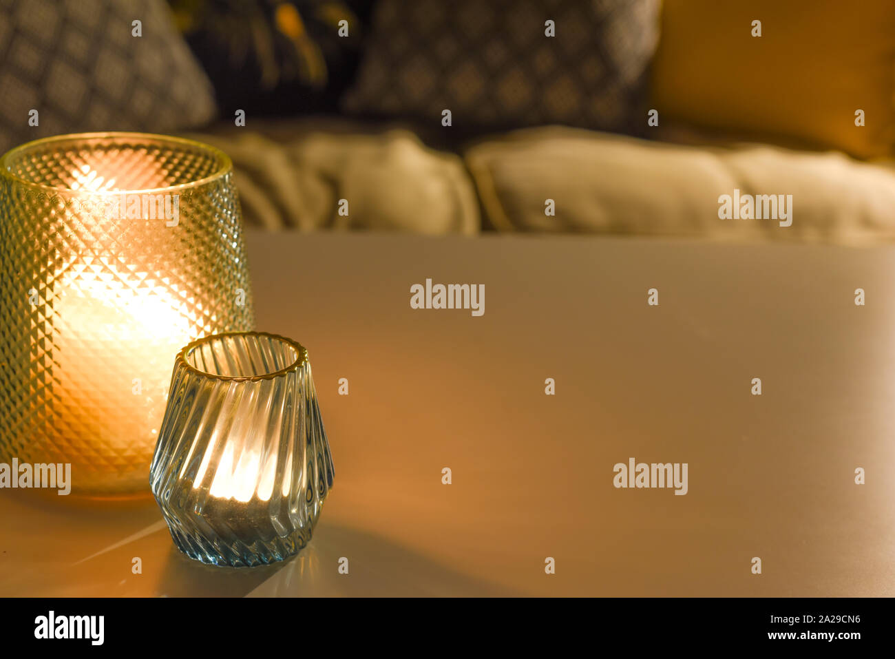 Autumn house interior living room hi-res stock photography and images ...