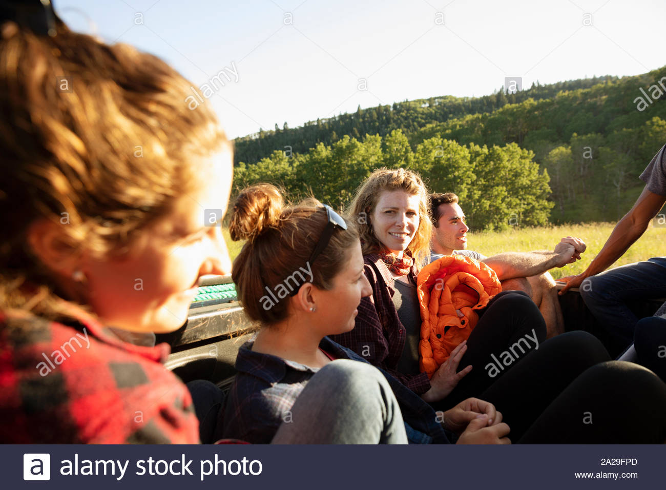 Group of people camping hi-res stock photography and images - Alamy