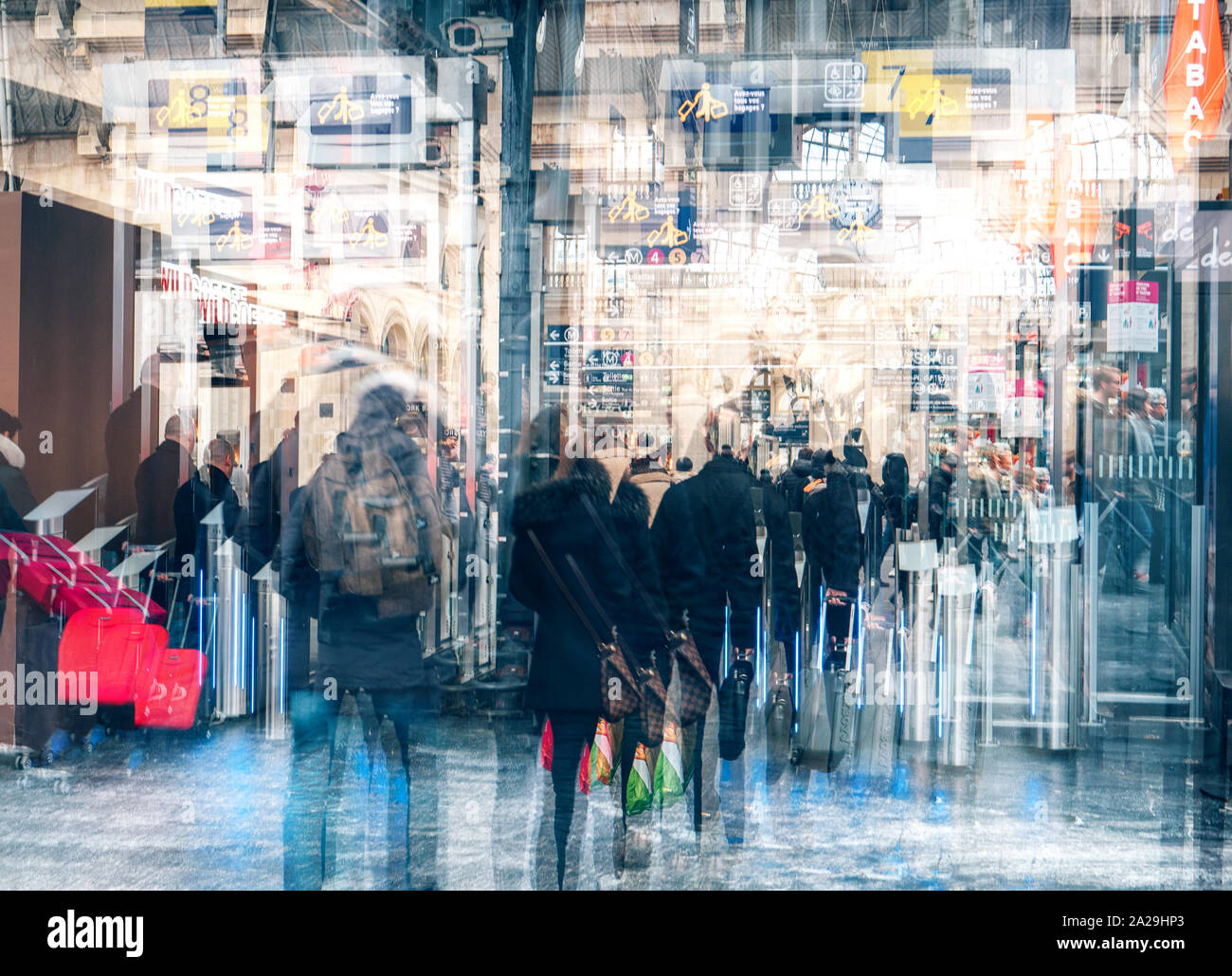Paris subway barrier hi-res stock photography and images - Alamy