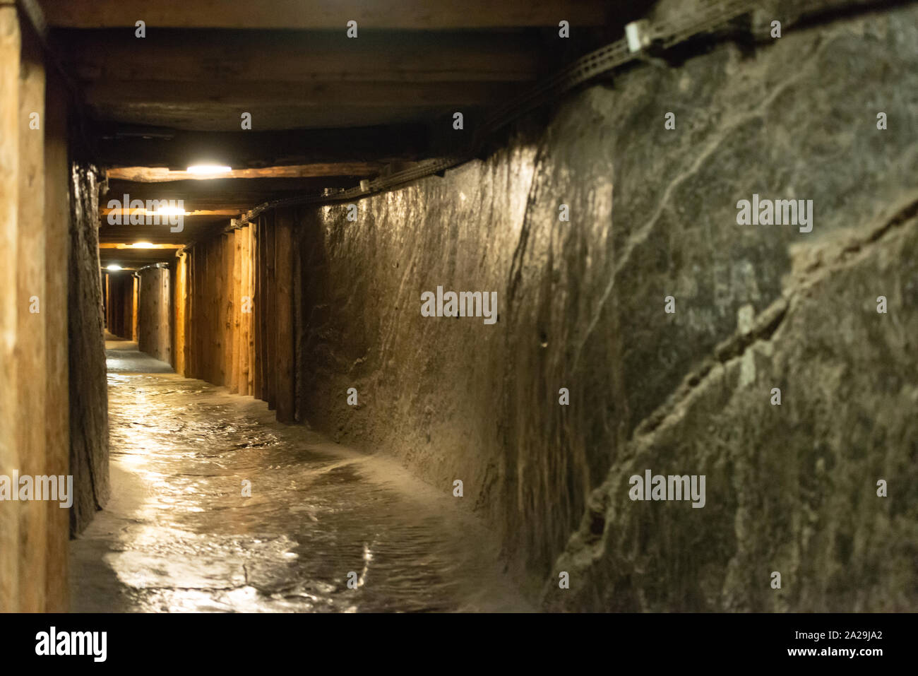 Walking down wire hi-res stock photography and images - Alamy