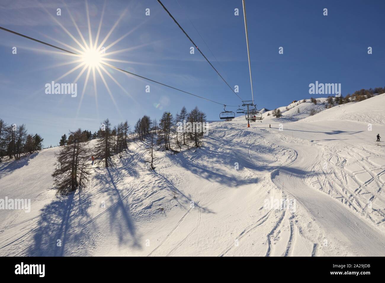 Lift teleski hi-res stock photography and images - Alamy